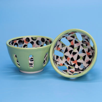 Adrienne Eliades – Saltstone Ceramics